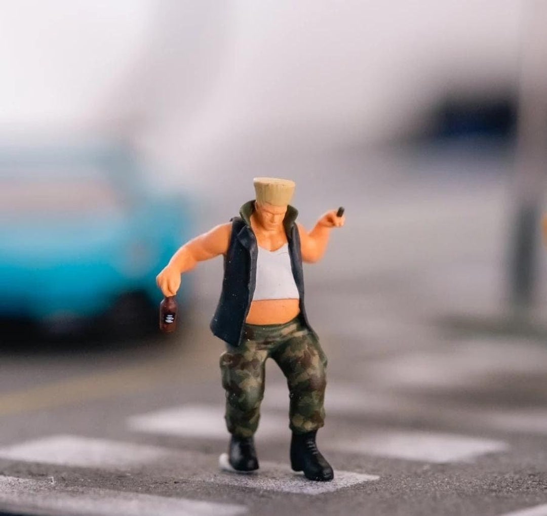 1/64 Scale Miniature Drunk Fat Military Guy Drunk Redneck Drunk Man ...
