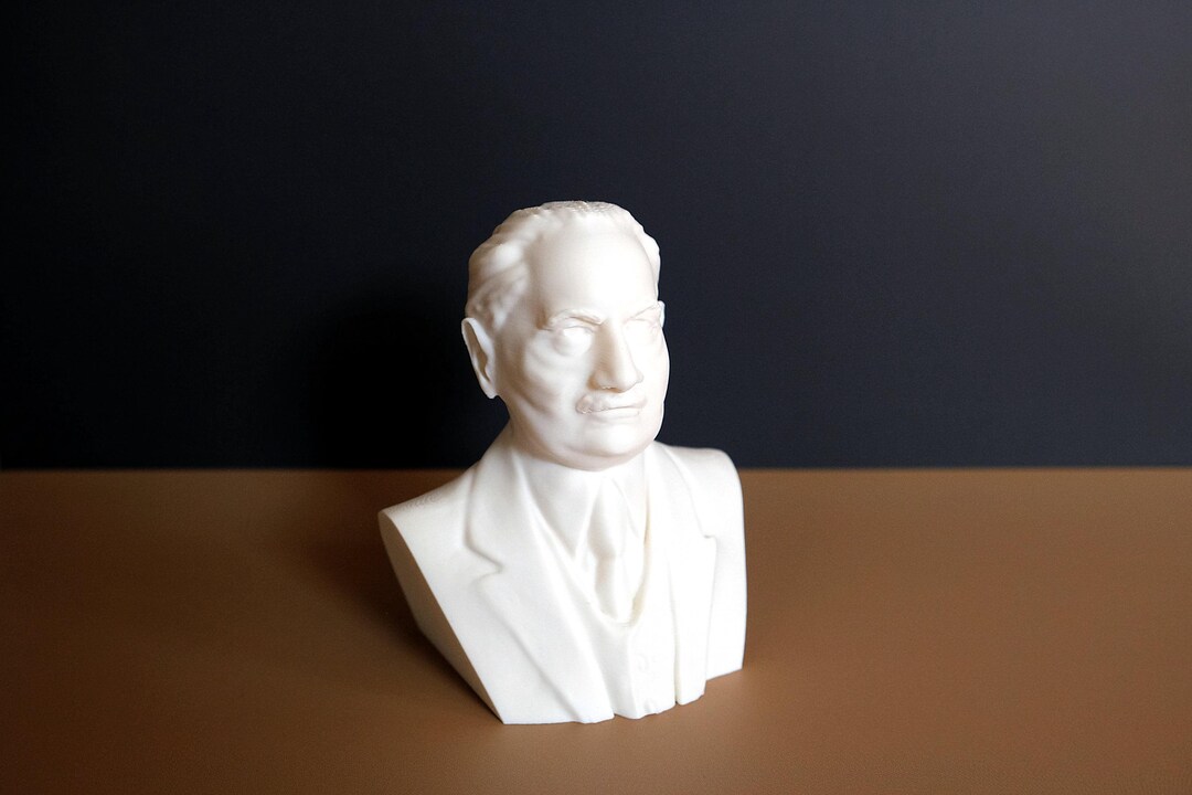 Bust of Heideggar | Handcrafted Philosopher Statue | Heidegger Bust for Study Room Decor ...