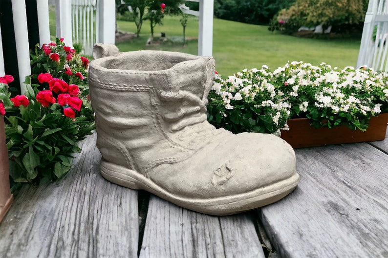 Shoe Planter, Old Shoe, Flowers Pot, Garden Statue, Boot Planter ...