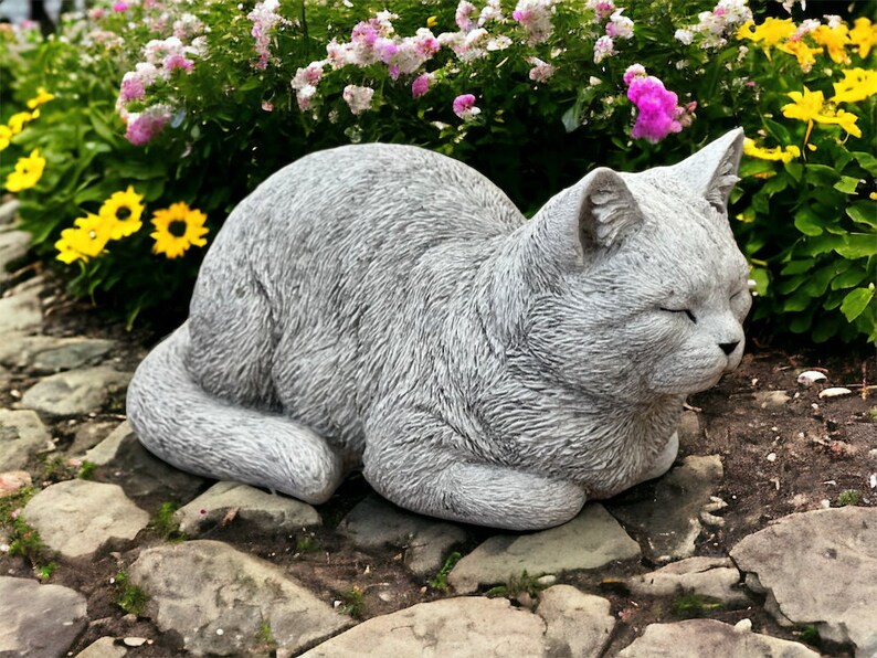 Sleeping Cat, Concrete Pet, Garden Statue, Cat Sculpture, Crouching ...