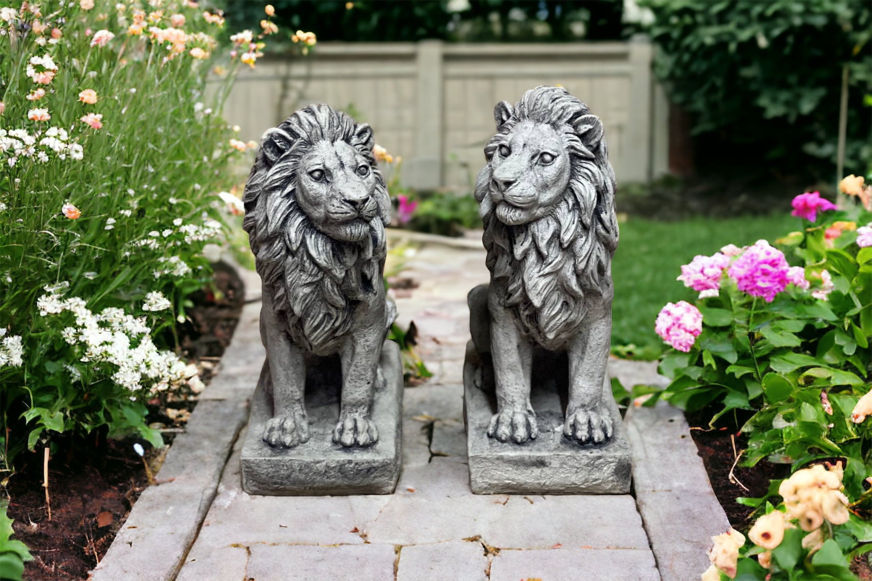 Lions Pair, Concrete Lions, Massive Animals, Lion Statue, Outdoor ...