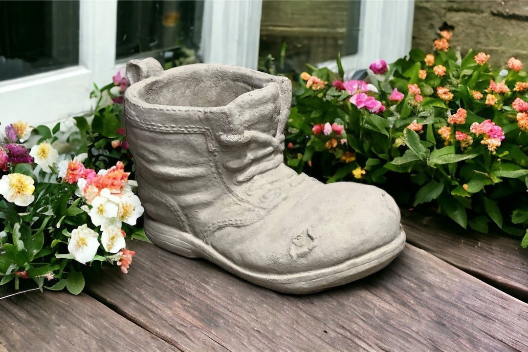Shoe Planter, Old Shoe, Flowers Pot, Garden Statue, Boot Planter ...