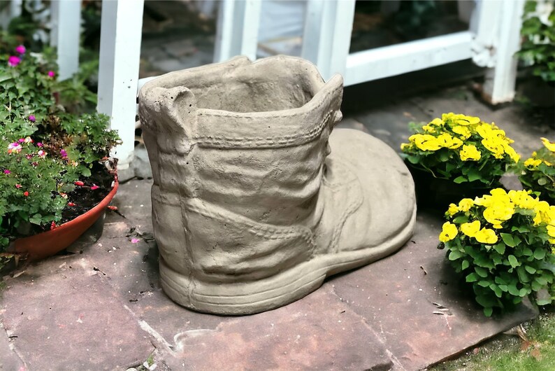 Shoe Planter, Old Shoe, Flowers Pot, Garden Statue, Boot Planter ...