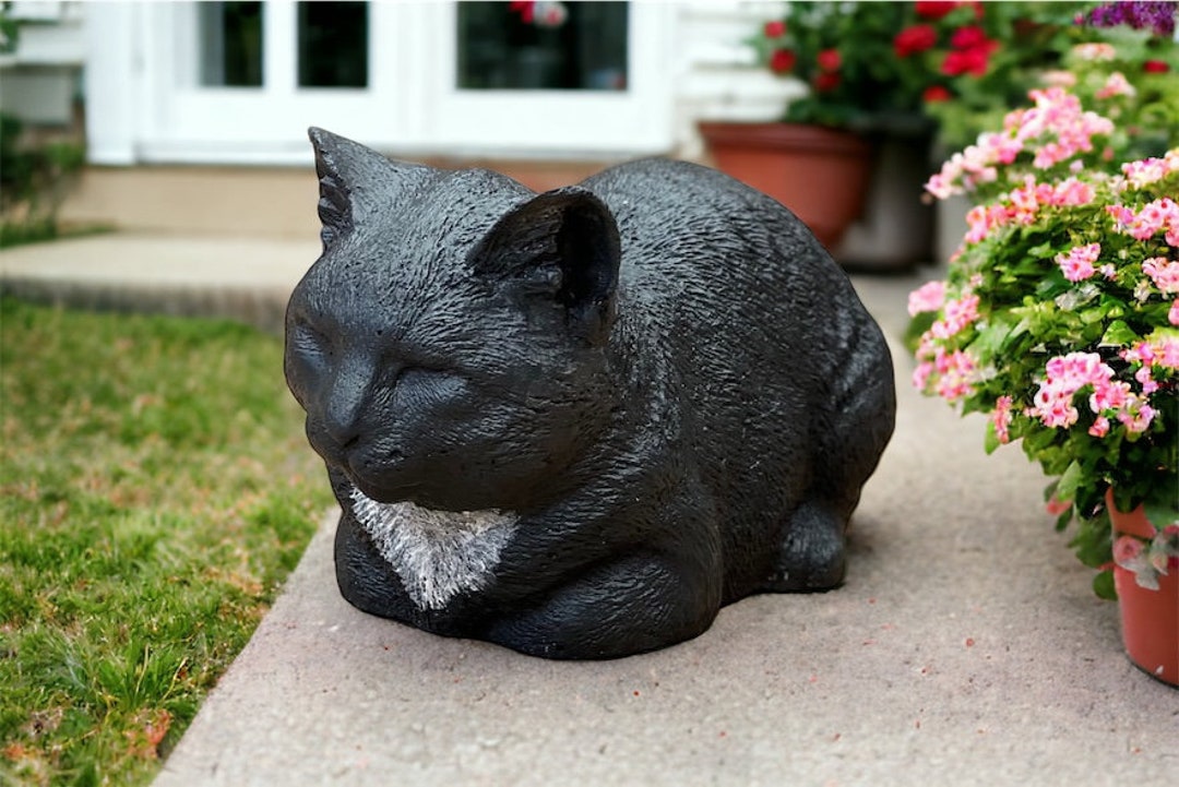 Cat Garden Statue Black Cat Outdoor Memorial Crouching Cat Sleeping