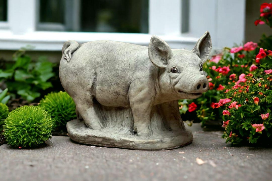 Pig on Base, Concrete Piglet, Pig Statue, Garden Pig, Farm Figure ...