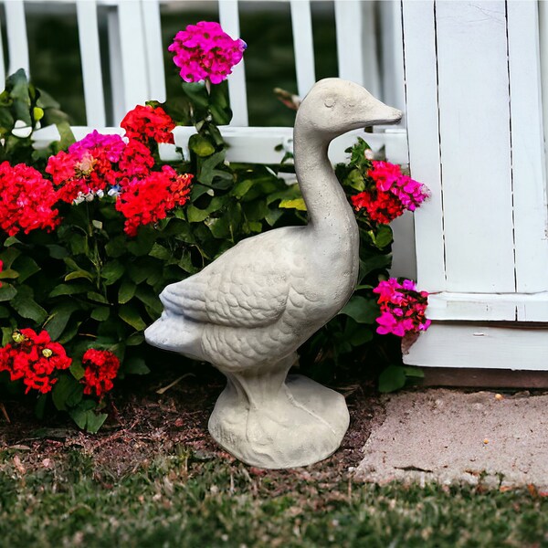 Farm Goose Statue - Etsy