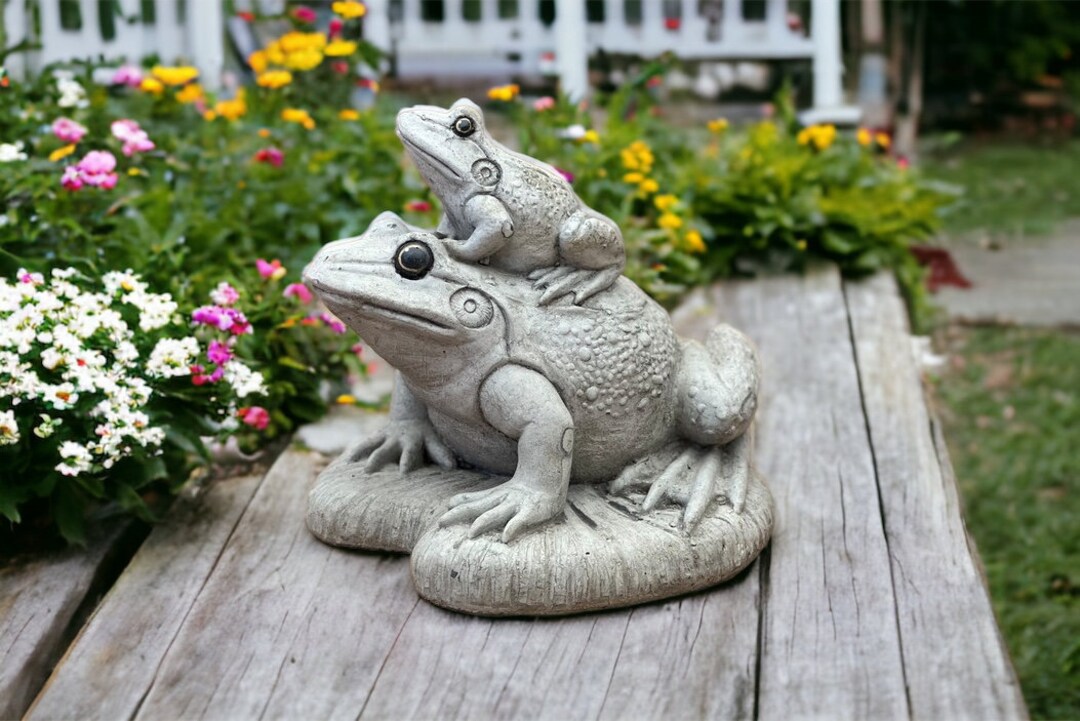 Stone Frogs, Yard Sculpture, Two Frogs, Home Decoration, Toad Statue ...
