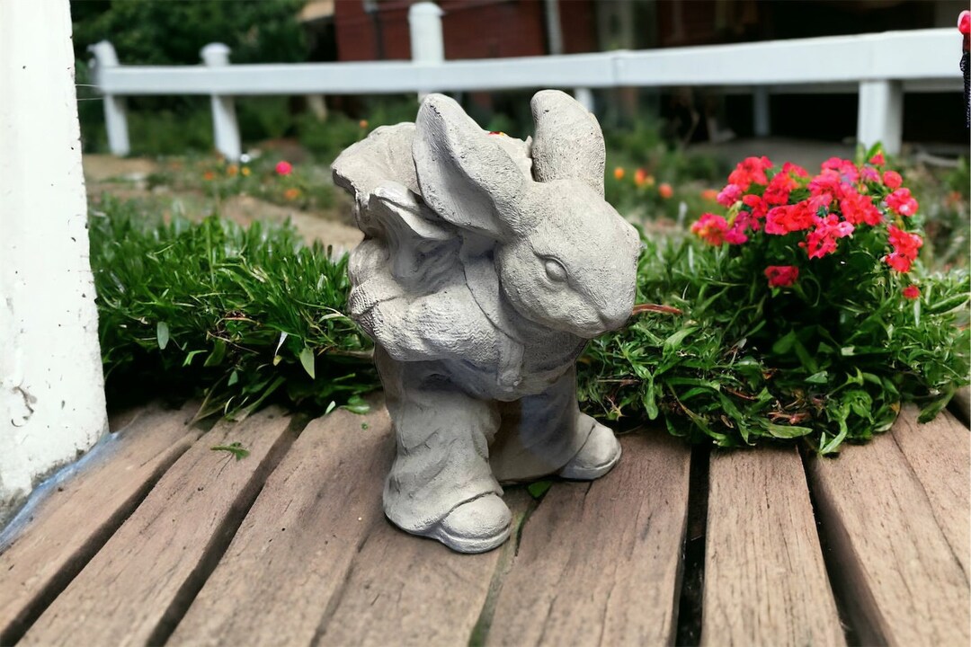 Rabbit Planter, Flowers Pot, Bunny Statue, Animal Decoration, Rabbit ...