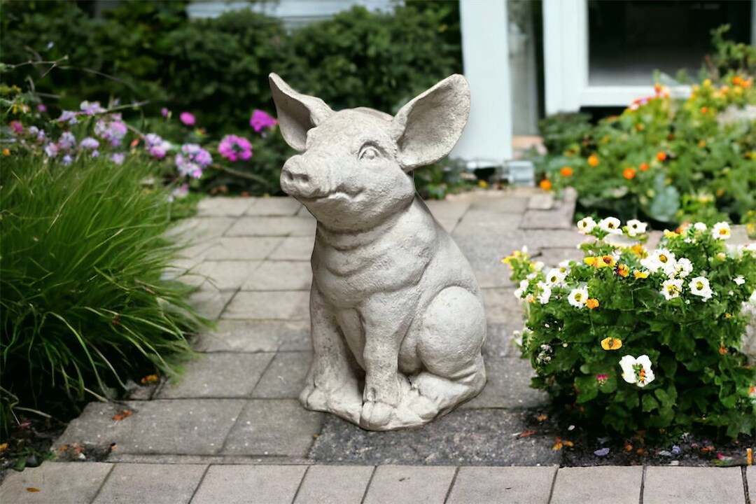 Massive Pig, Outdoor Sculpture, Wilbur Pig, Potbelly Pig, Farm Animal ...