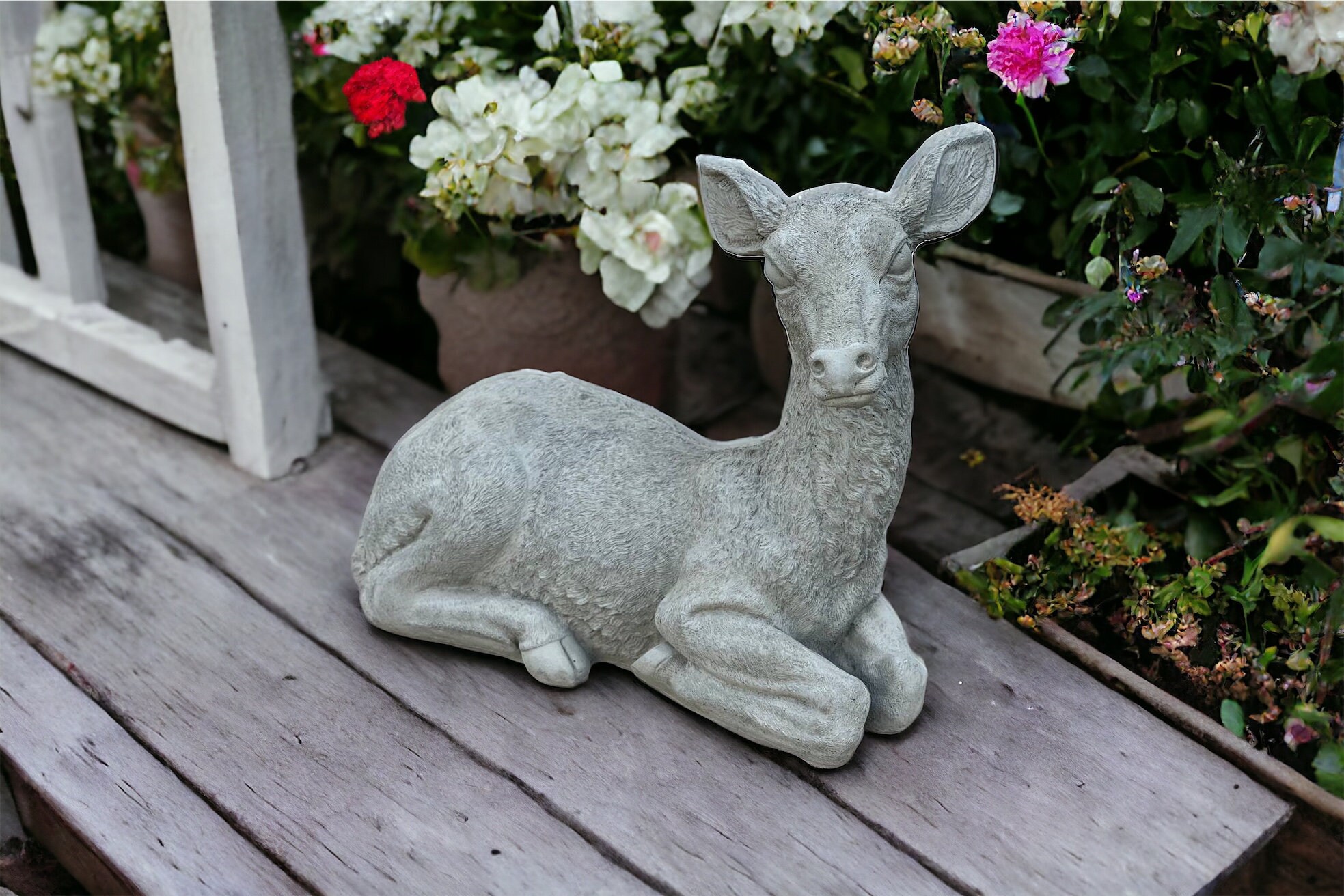 Laying Deer, Concrete Figure, Fawn Statue, Garden Animal, Massive Deer ...