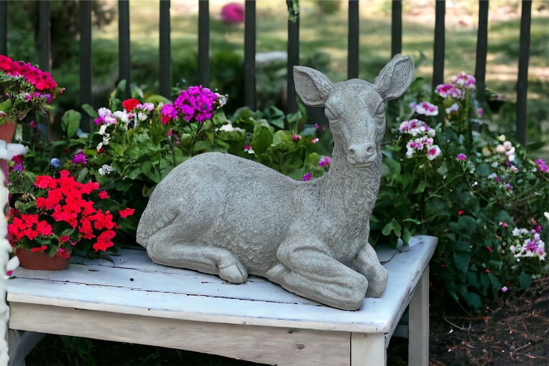 Laying Deer, Concrete Figure, Fawn Statue, Garden Animal, Massive Deer ...