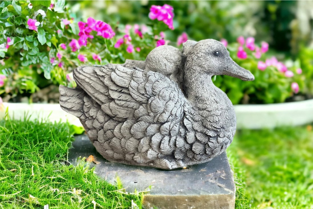 Ducks Statue, Duck With Duckling, Animal Sculpture, Farm Decoration ...