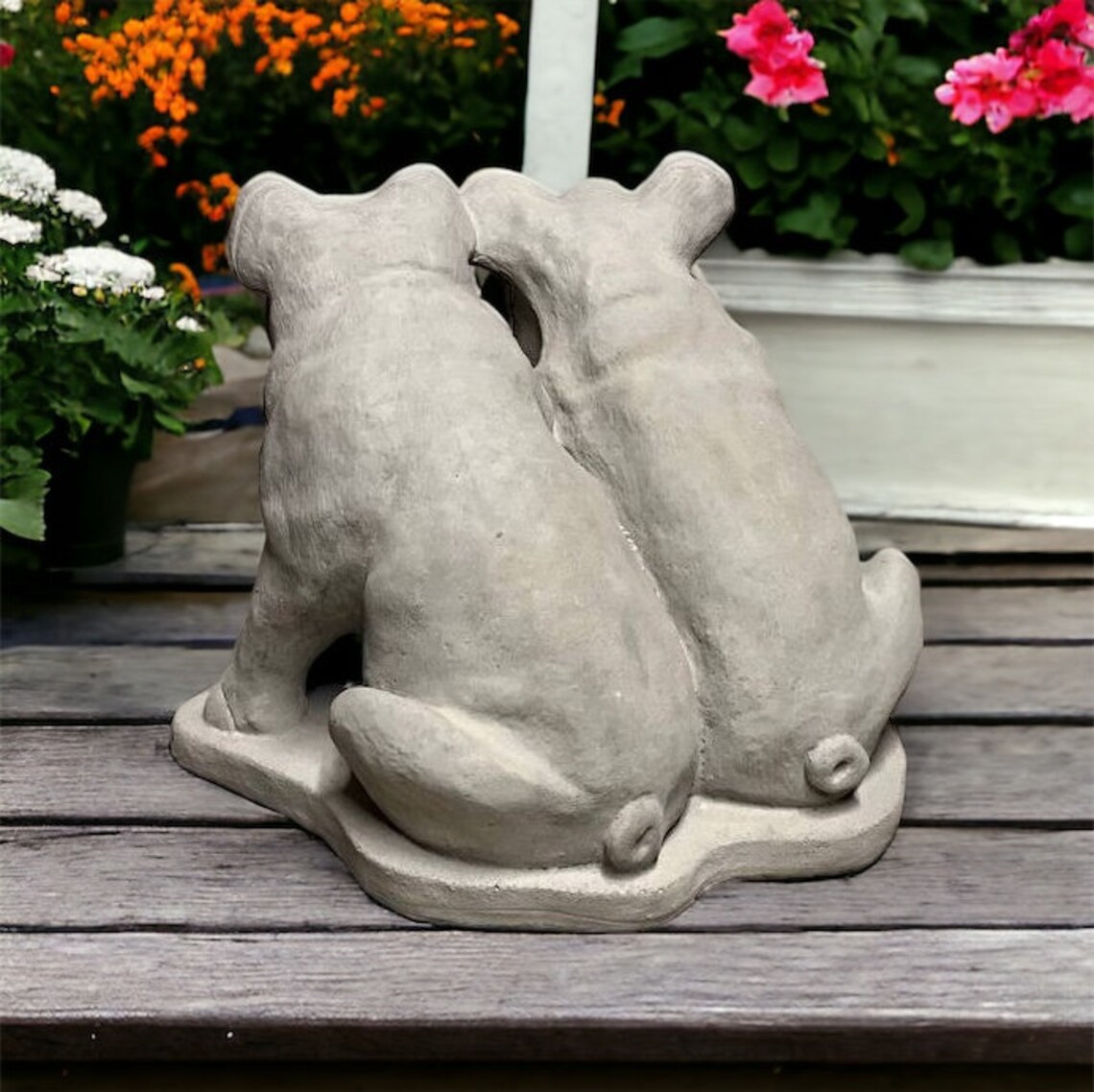 Pig Pals, Concrete Piggies, Outdoor Statue, Sitting Pigs, Piglets ...