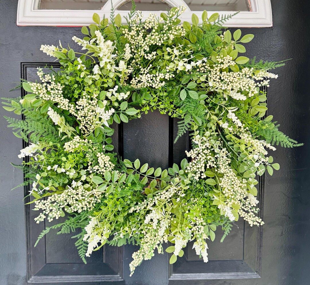 Everyday Greenery Wreath With White Berries – Year-round Front Door ...