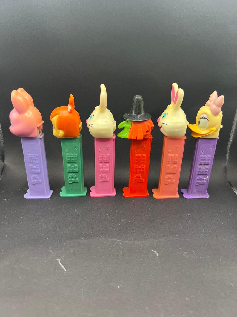 Vintage Pez Candy Dispensers Assorted Lot Witch, 3 Rabbits, Pebbles ...