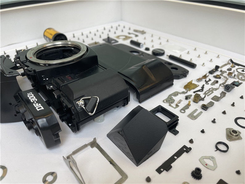 Disassemble Camera Wall Decor, Camera Teardown, Deconstructed Camera ...