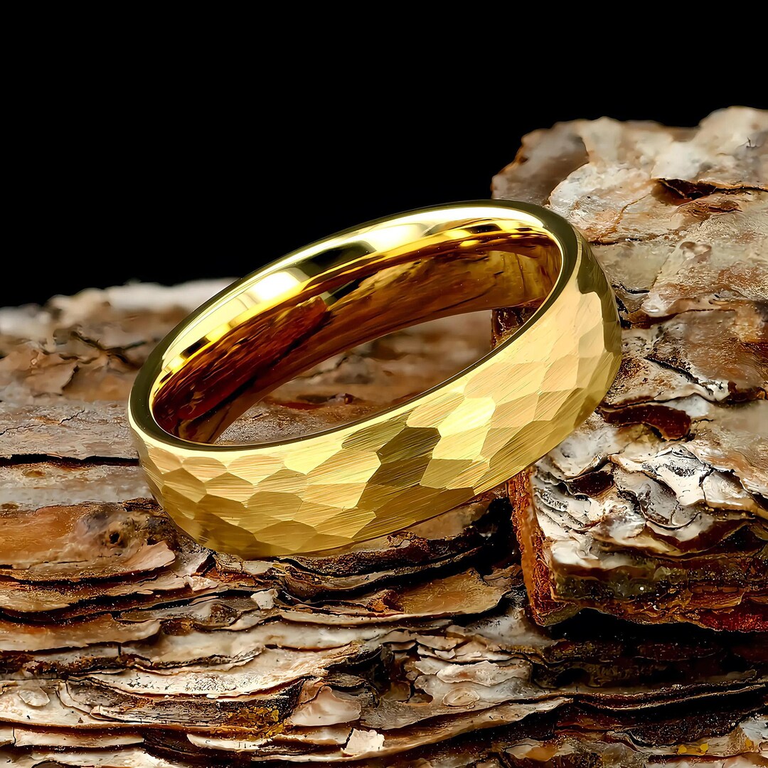 Hammered Mens 6mm Yellow Gold Obsidian Mens Tungsten Wedding Ring, Gold ...