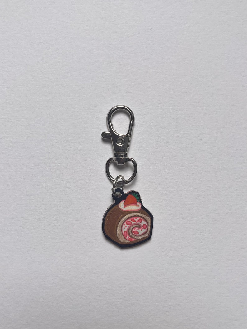 Tiny Strawberry Swirl Cake Keychain - Etsy
