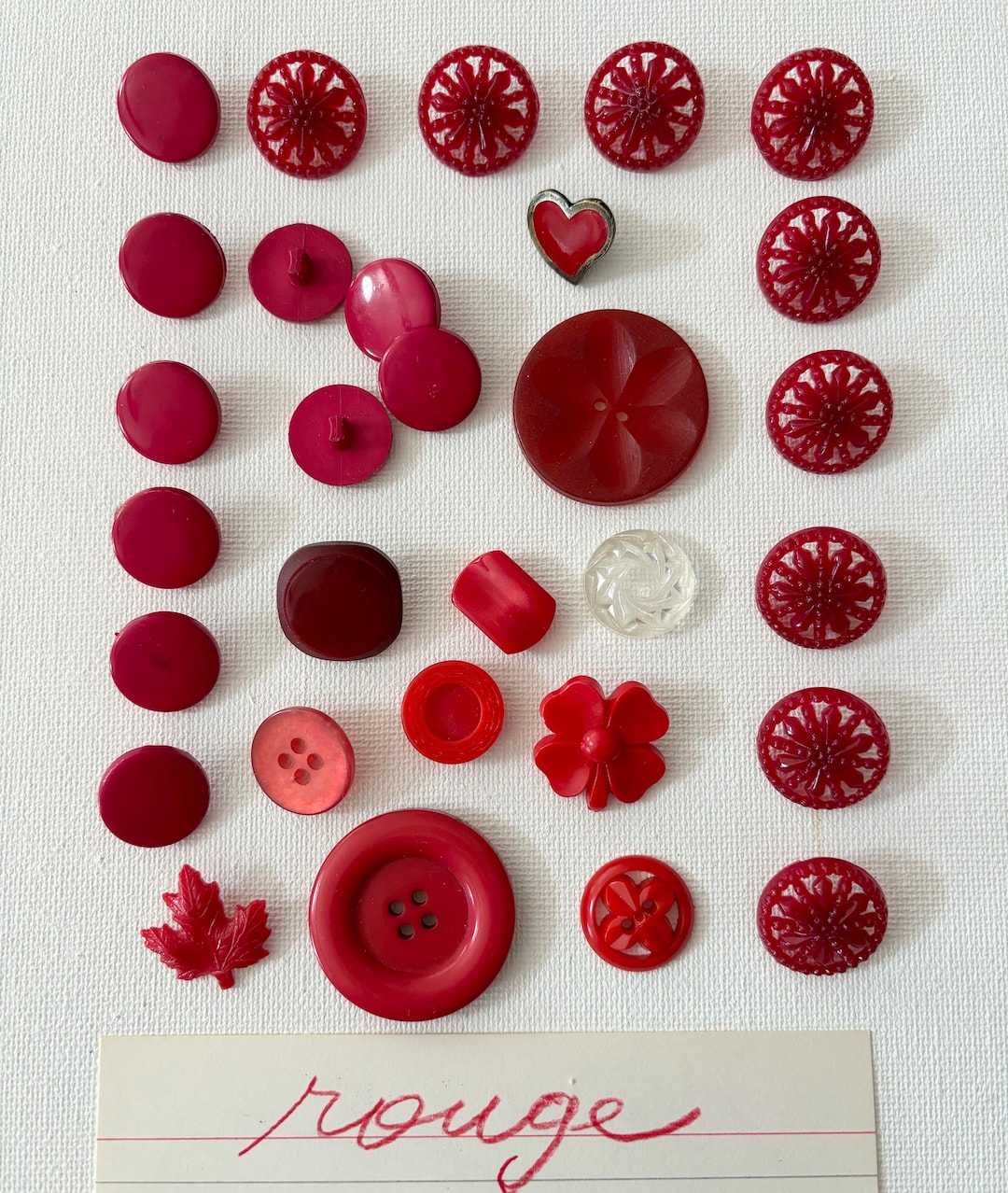Boutons Rouge, Boutons Vintage, Surplus D'atelier, Couture, Boutons ...