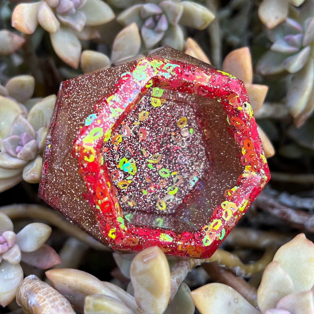 Red Lips, Kisses, Red Glittery Mini Resin Succulent Pot. Germinating ...