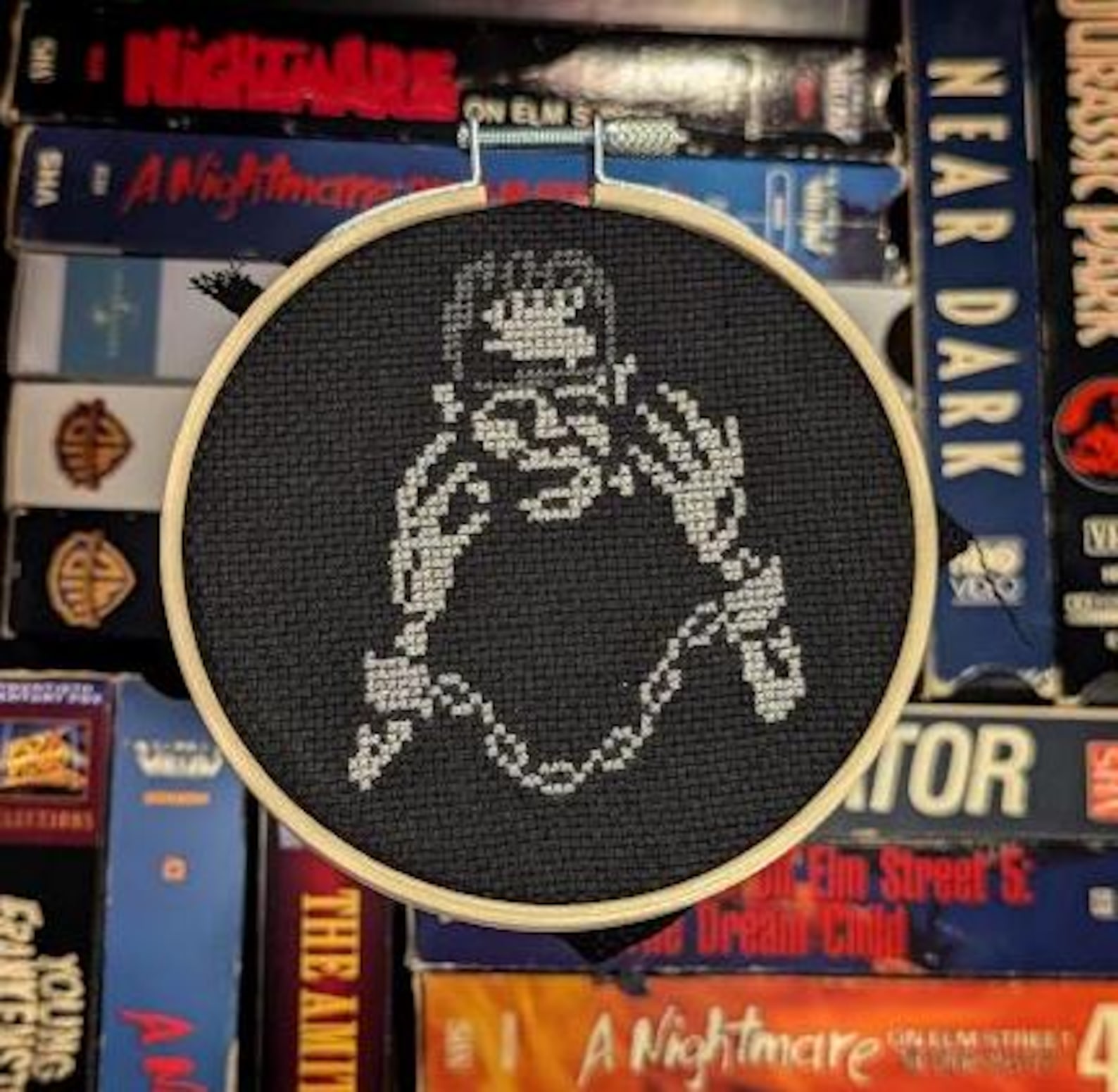 Mini Monsters Cross Stitch - the Icons of Horror Silver Screams Pattern ...
