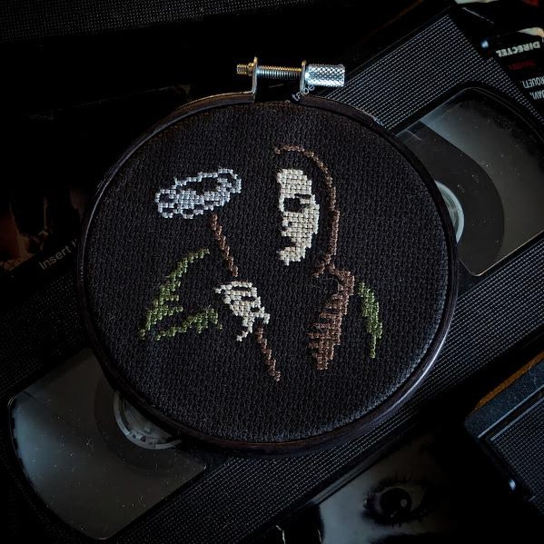 Mini ANNIE Cross Stitch (misery) - an Icons of Horror: Psychological ...