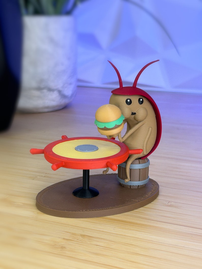 Cockroach Eating Burger Figurine | 3D Printed - Etsy