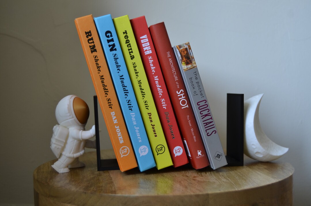 Space Themed Astronaut Bookends for Cosmic Home Decor - Etsy UK