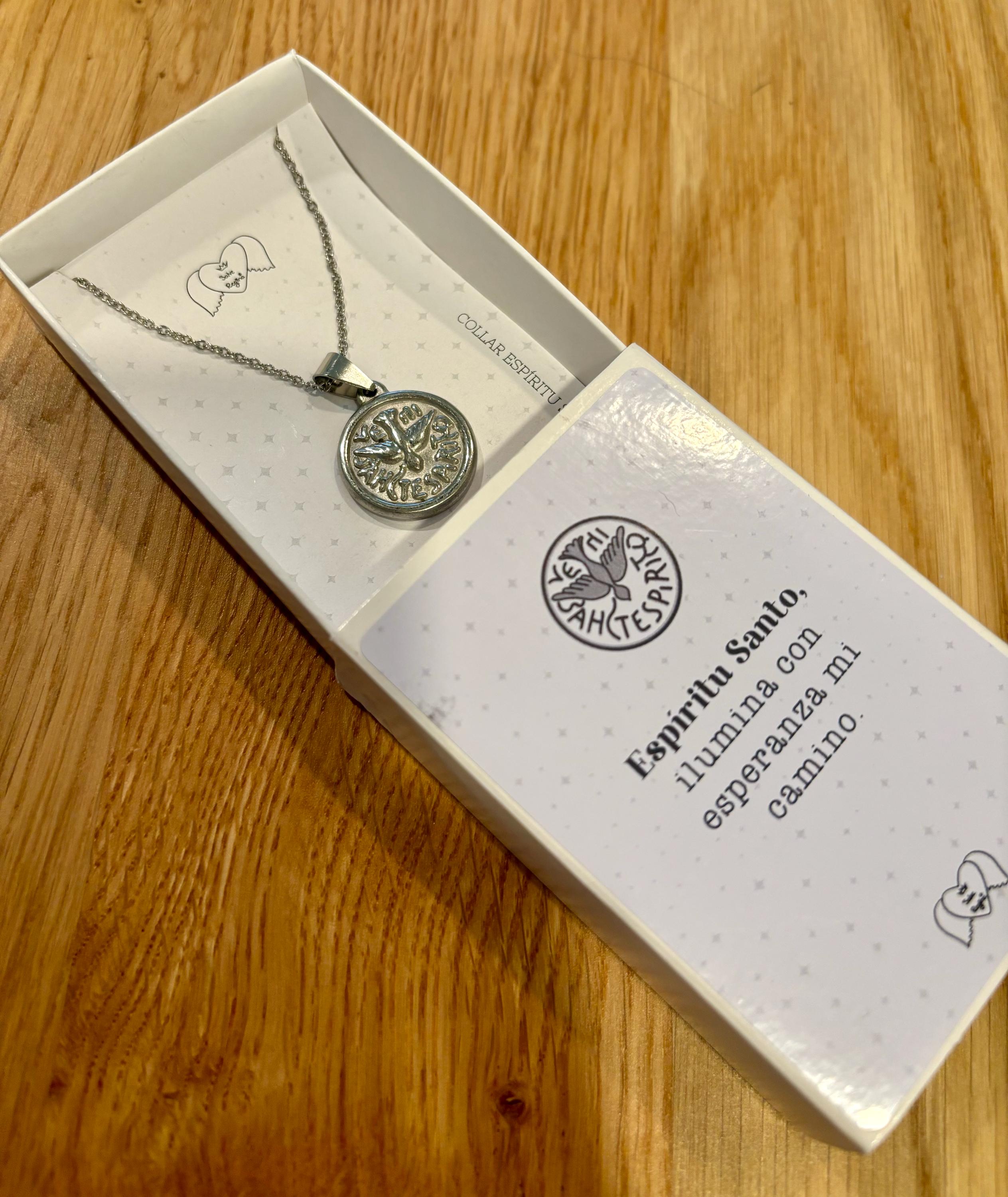 Stainless Steel Holy Spirit Medal Necklace Collar Acero Espíritu Santos ...