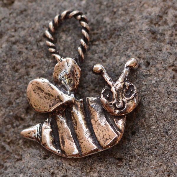 Bee Charm - Etsy