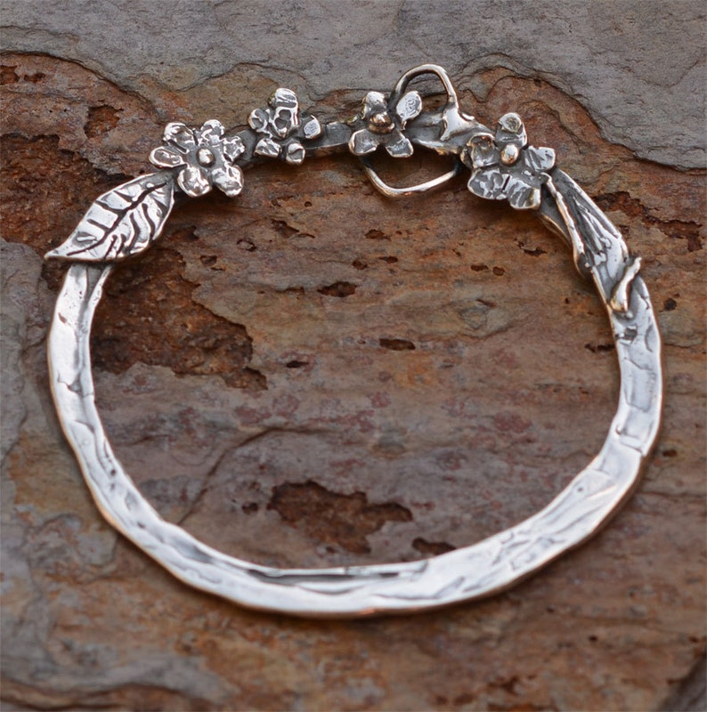 Sterling Silver Charm Holder, Artisan Flower Pendant Circle, SS-461 - Etsy
