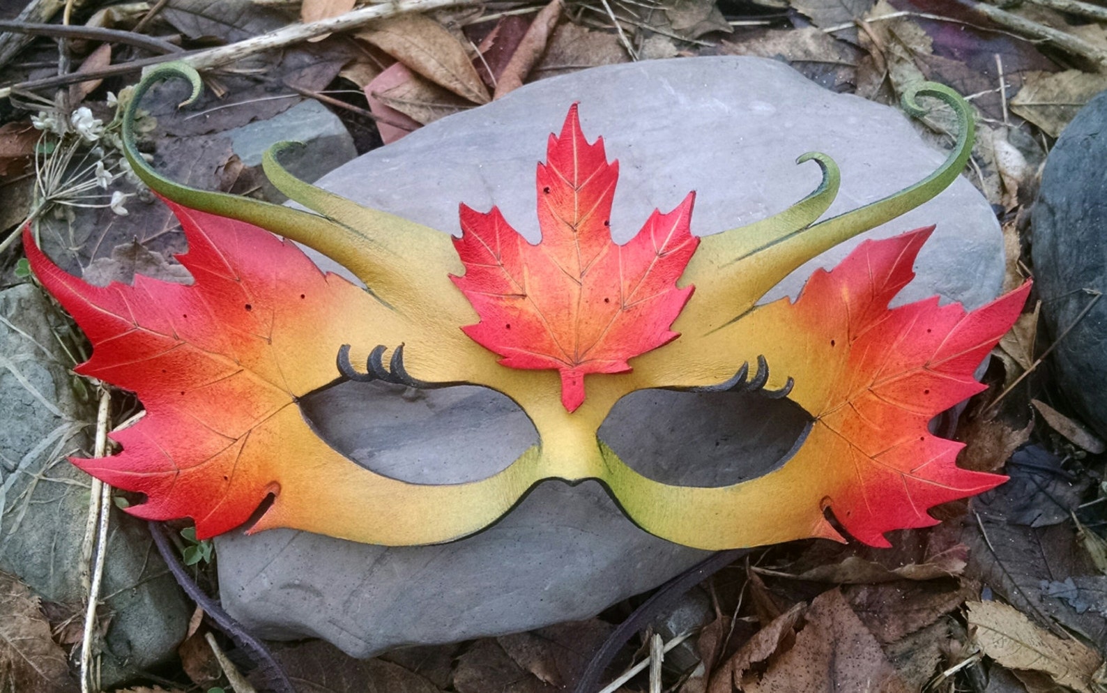 Leather Maple Leaf Mask:originalhandmadehalloweenmardi | Etsy