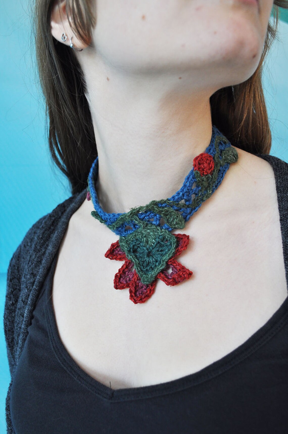 Crocheted Hemp Necklace With Freeform Flowers and Vines - Etsy