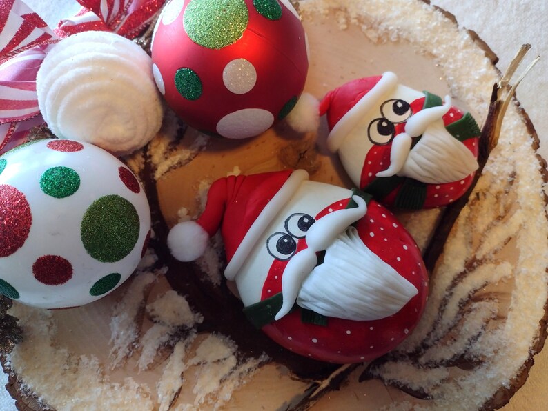 Hand-painted Santa Stone Christmas Decoration on Wood Slice - Etsy