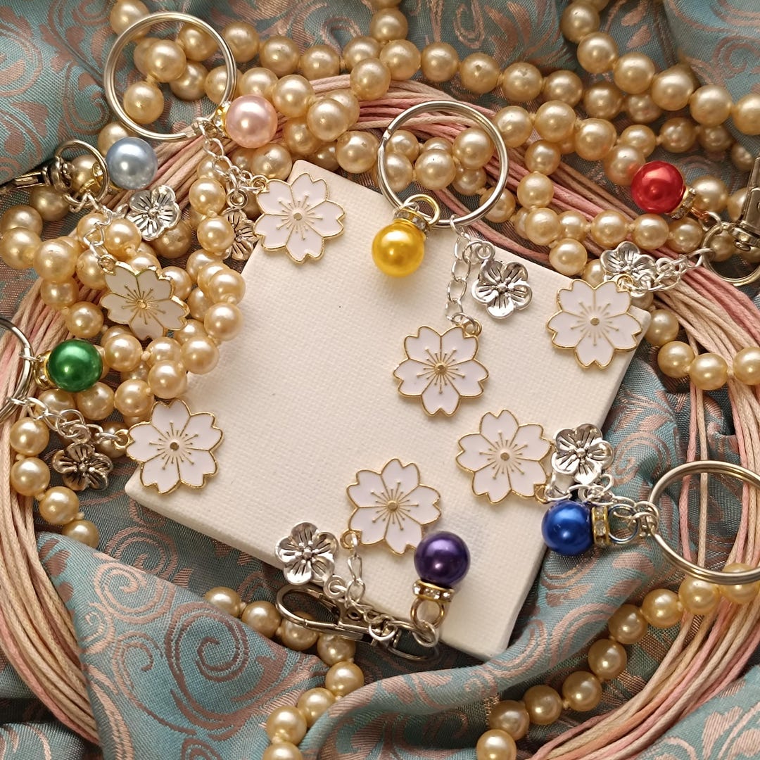 Flower Key Ring, Pendant With Cherry Blossom Flowers and Colourful Bead ...