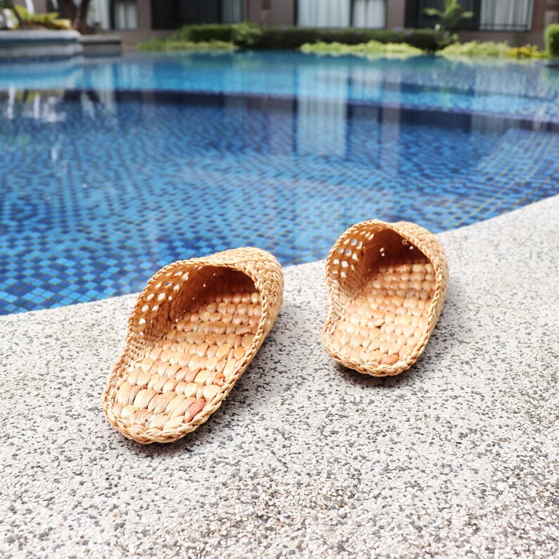 Handmade Water Hyacinth Straw Slippers: Eco-friendly Bohemian Sandals ...