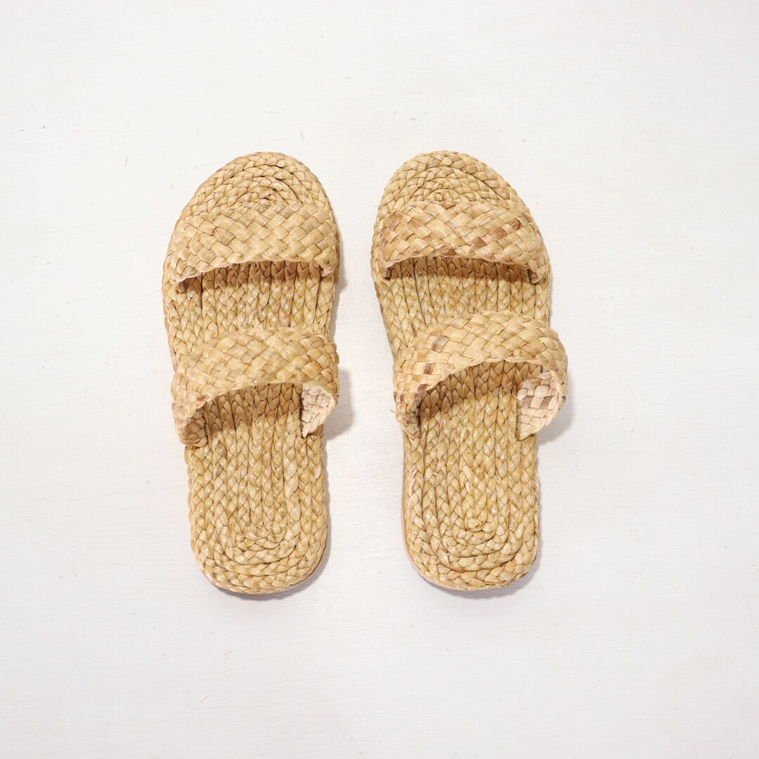 Handwoven Seagrass Flat Sandals: Thai Artisan Eco-friendly Slippers - Etsy