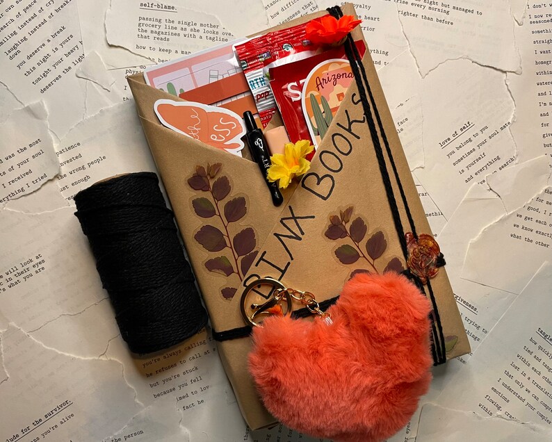 Binx Books Blind Date With a Book Bundle (BRAND NEW BOOK!) + Food ...