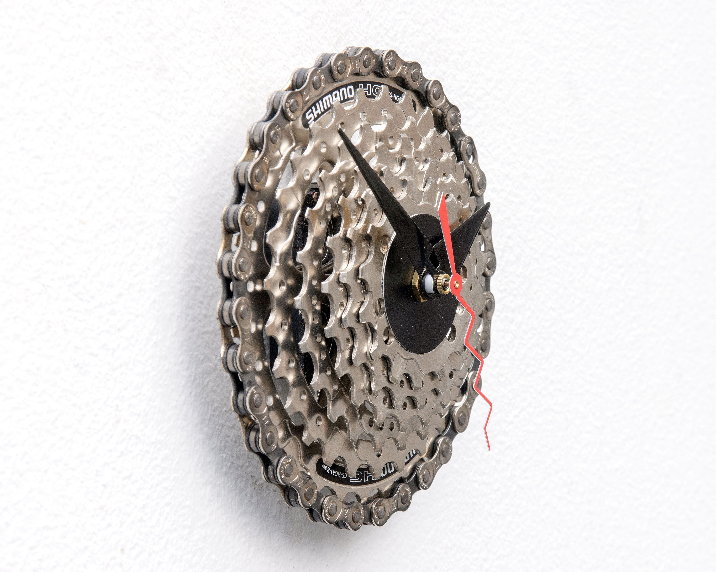 Home & Living Clocks repurpose unique battery Bike Gear Clock chain ...