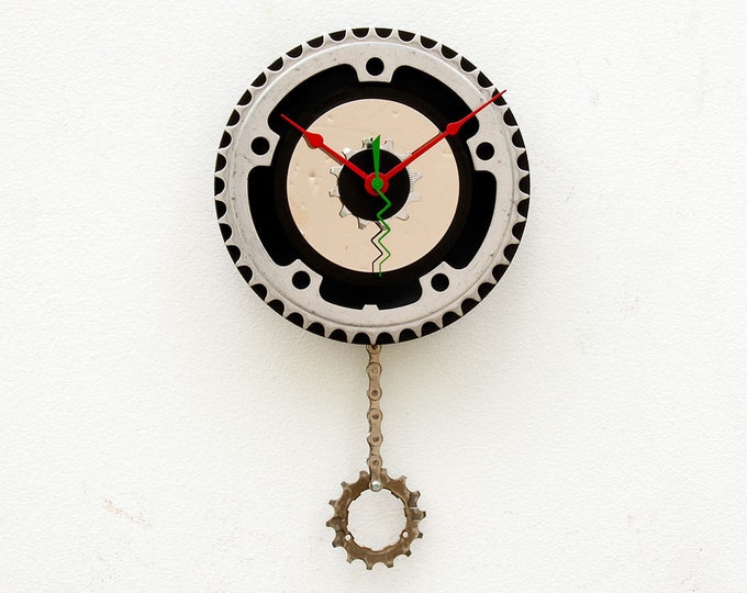 Recycled Bike Chain Ring Clock - Etsy