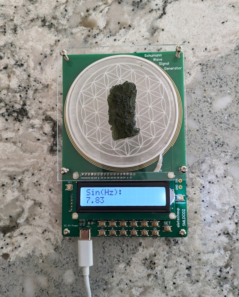 Programmable Schumann Resonance Generator With Selenite, Laser-engraved ...