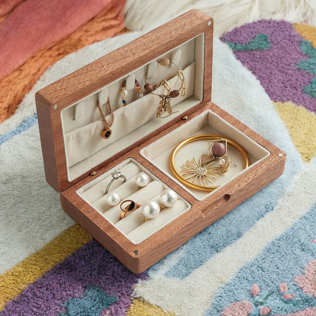 Engraved Walnut Jewelry Box Simple Wooden Jewelry Organizer Ring ...