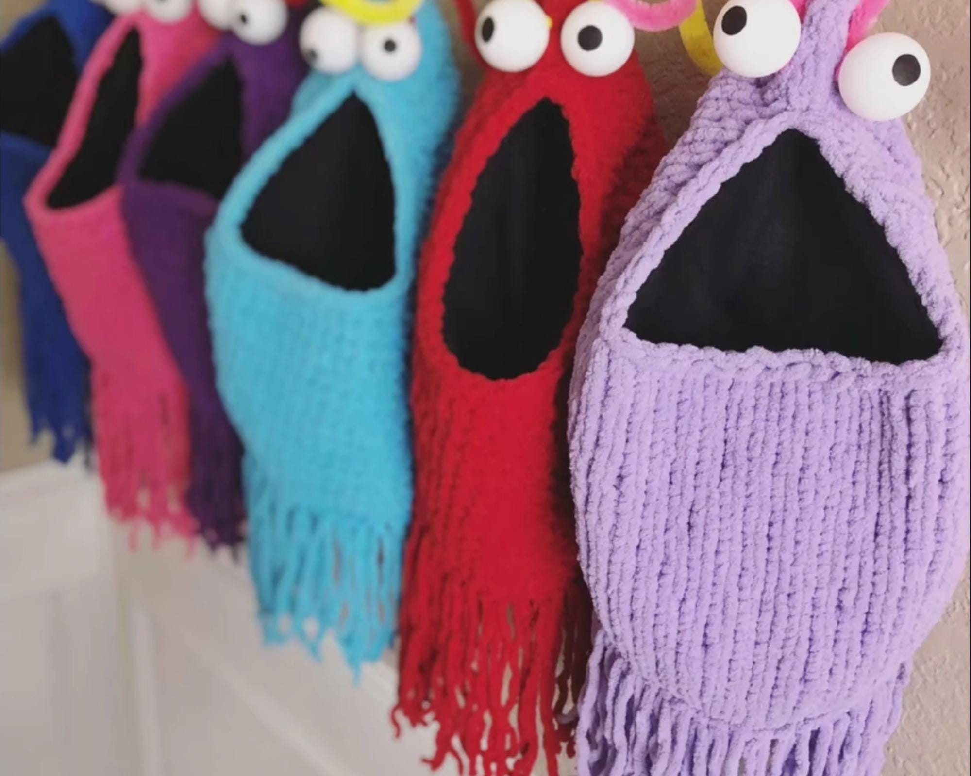 Crochet Yip Yip Holders - Crochet Yip Yip Plant Hanger Martian Plant Hanger Pattern, Plant ...