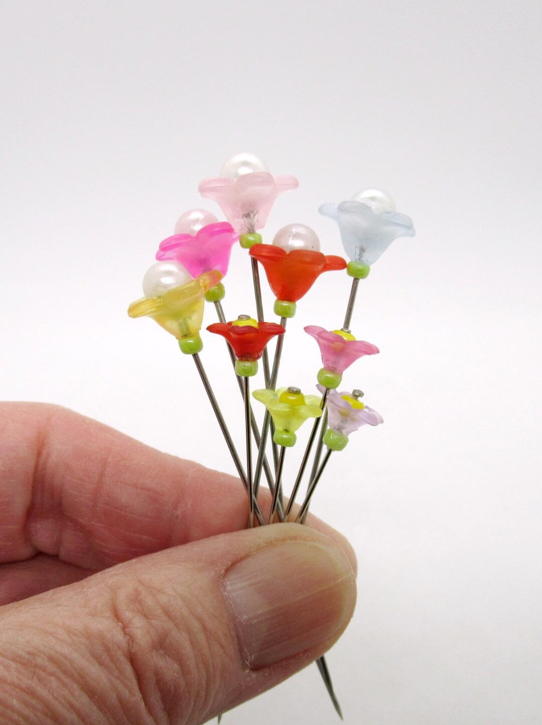 Decorative Beaded Pins With Felt Booklet Storage - Fancy Straight Pins ...