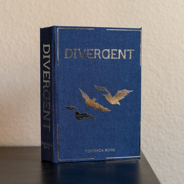 Divergent - Etsy