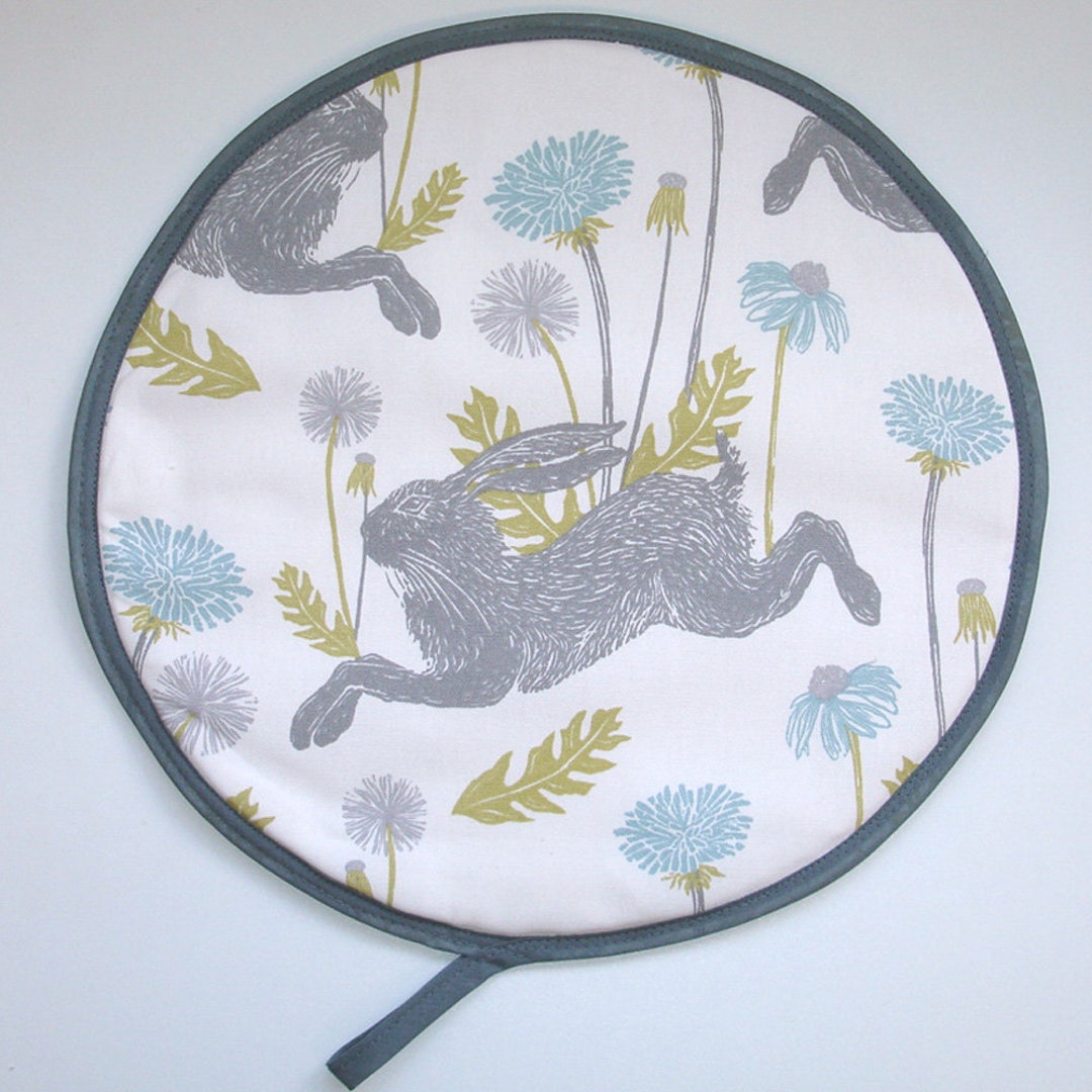 Grey Hare Kitchen Hotplate Mat Aga Hob Lid Pad Round Hat Cover Rabbits ...