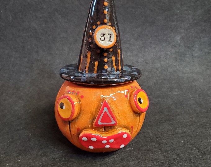 Halloween Vintage Style Ceramic Orange Pumpkin 31 Witch Hat Cat Rattle ...