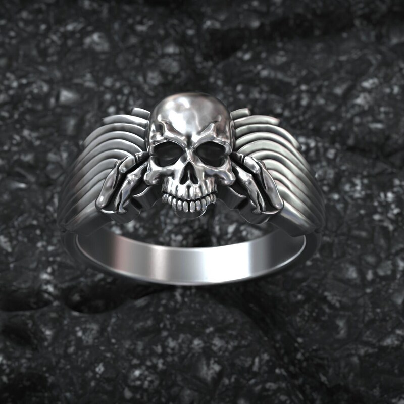 Winged Skull Ring - Etsy