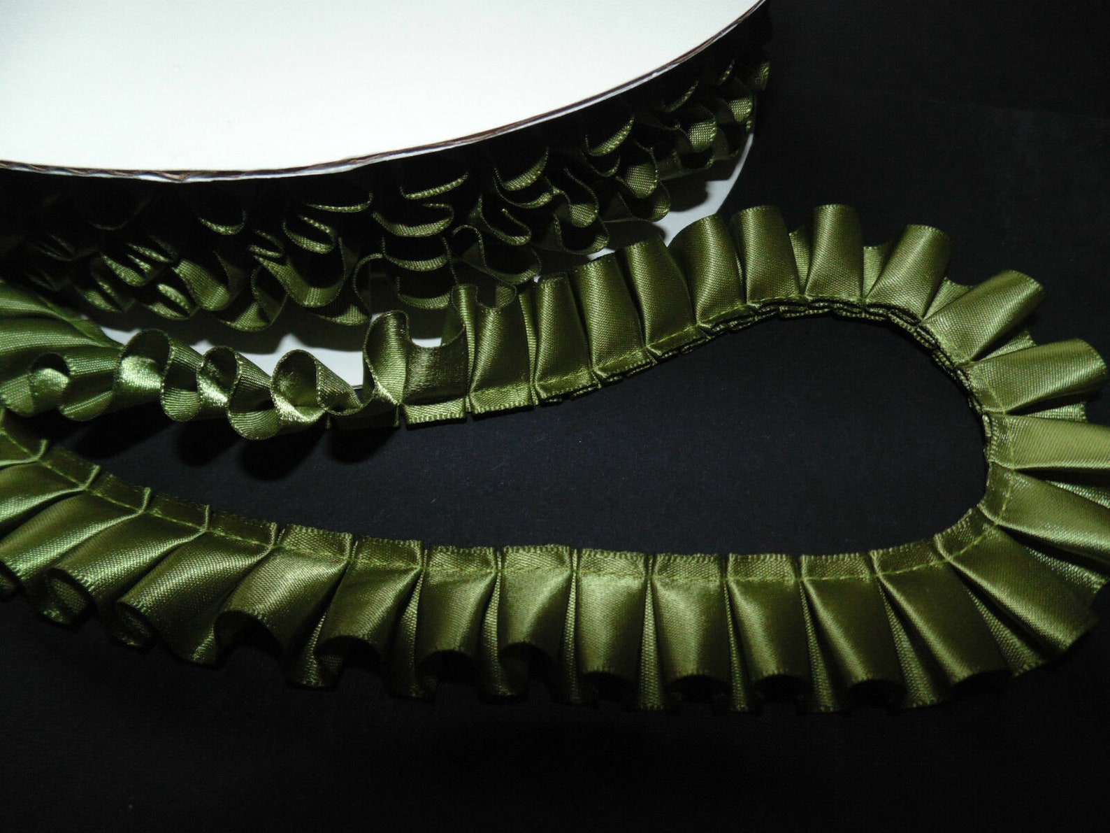 Satin Box Pleat Trim/ribbon Over 20 Colour 1 Metre Sewing/costume ...