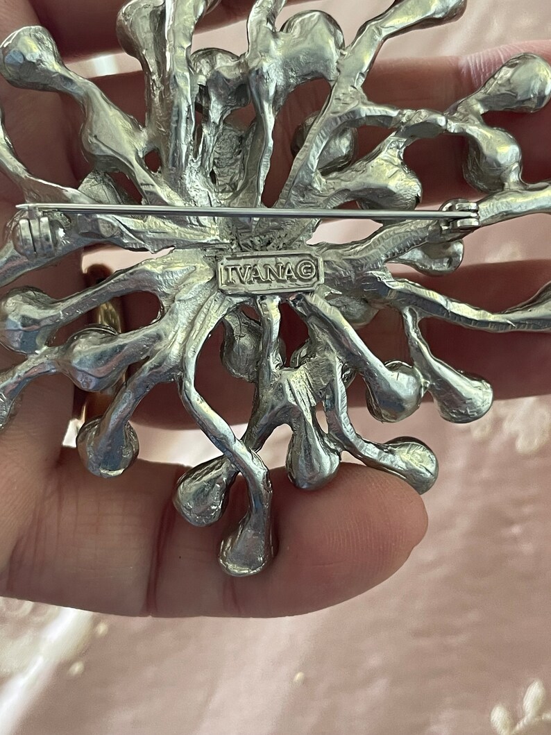 Ivana Brutalist Abstract Brooch - Etsy